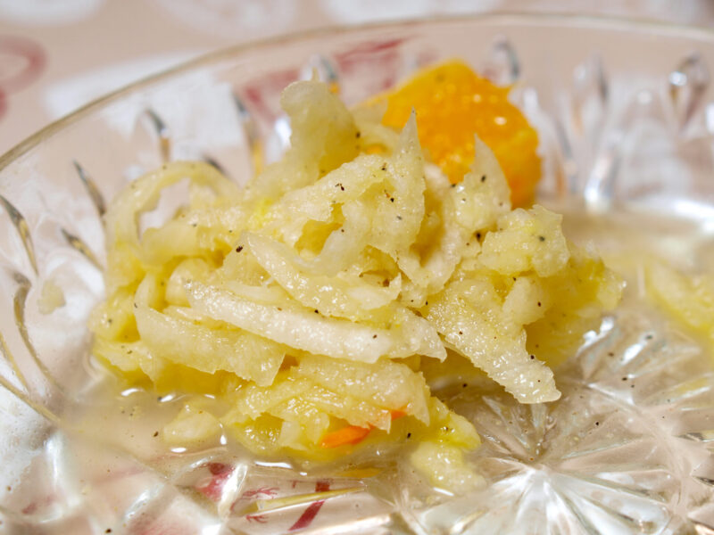 Wokgericht mit Winterrettich und Ingwer – Meh als Rezäpt